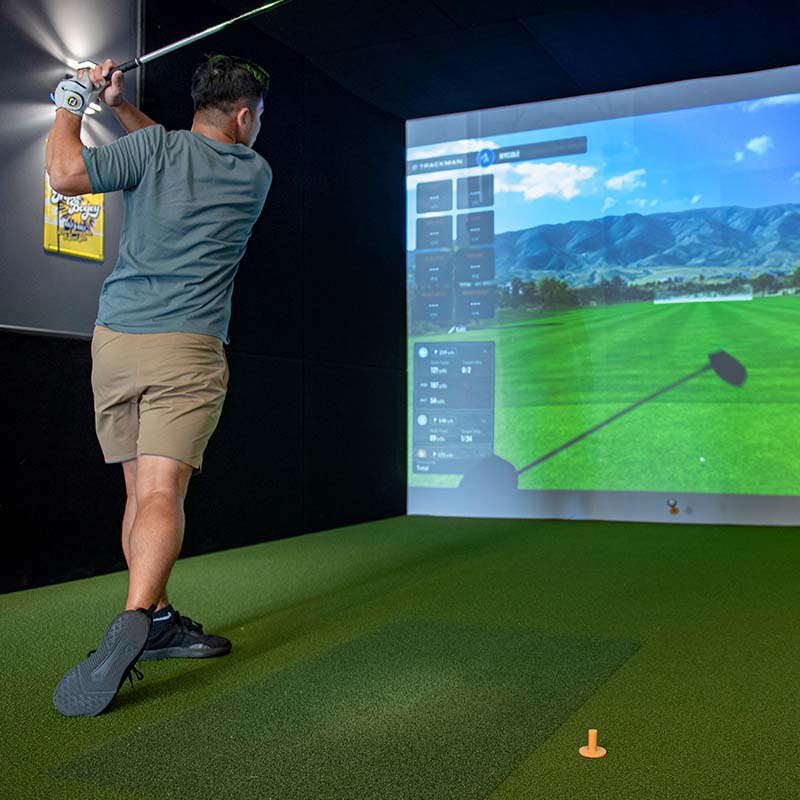 Play Indoor Golf - Practice - The Golfer's Edge
